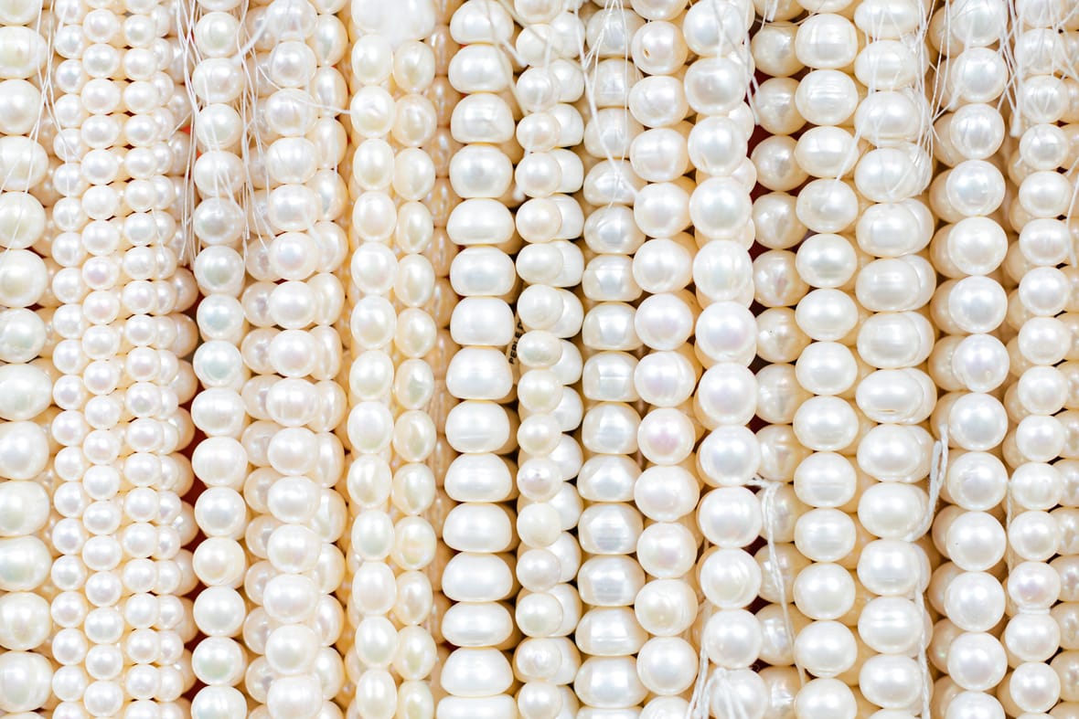 How Rare Are Pearls? The History and a Guide to Collecting | Nerdable